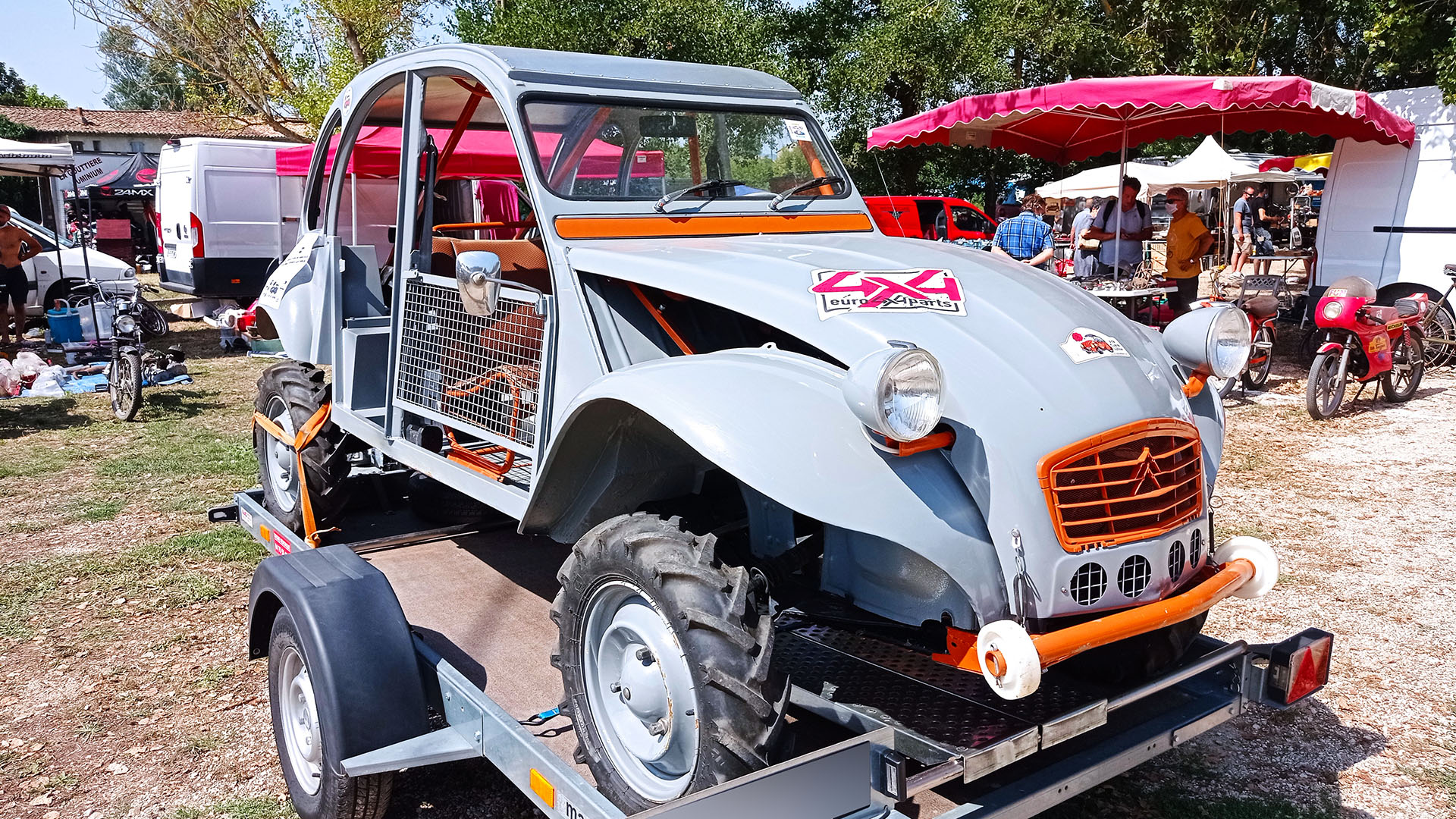 Auto Moto Rétro 🚗🏍️ - Saint Jean de Maruéjols et Avéjan